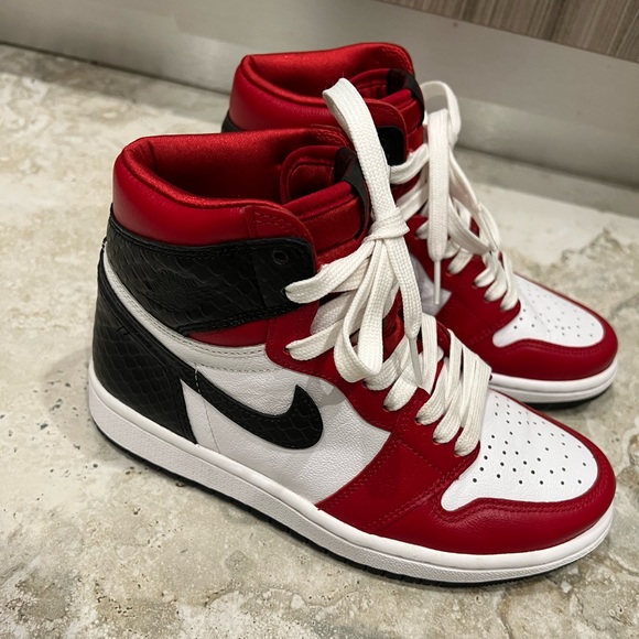 Jordan | Shoes | Air Jordan Retro High Og Satin Snake Chicago Sz 55 ...